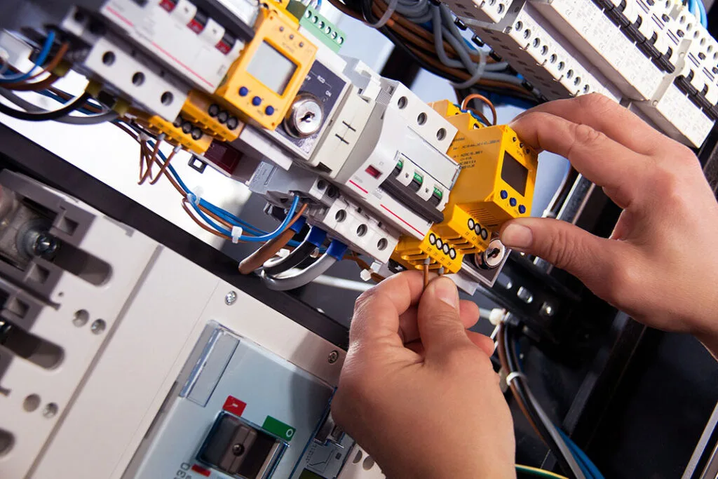 AC Repair Khalifa City – Drill and Hammer